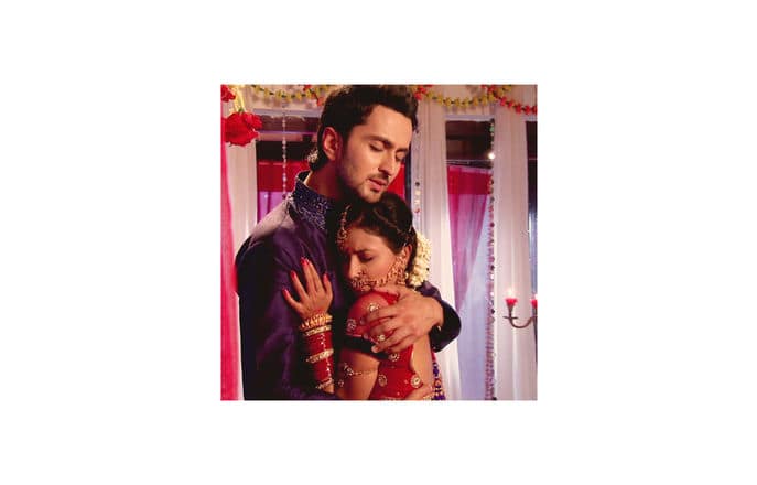 Watch Gustakh Dil Season 10 Full Episodes on Disney+ Hotstar