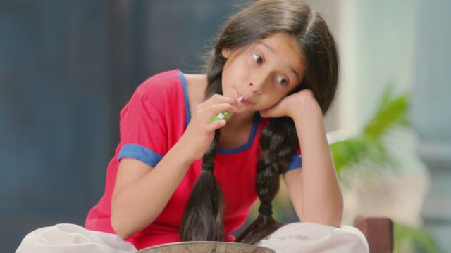 Watch Mariam Khan Reporting Live Full Episode 1 Online In Hd On Hotstar